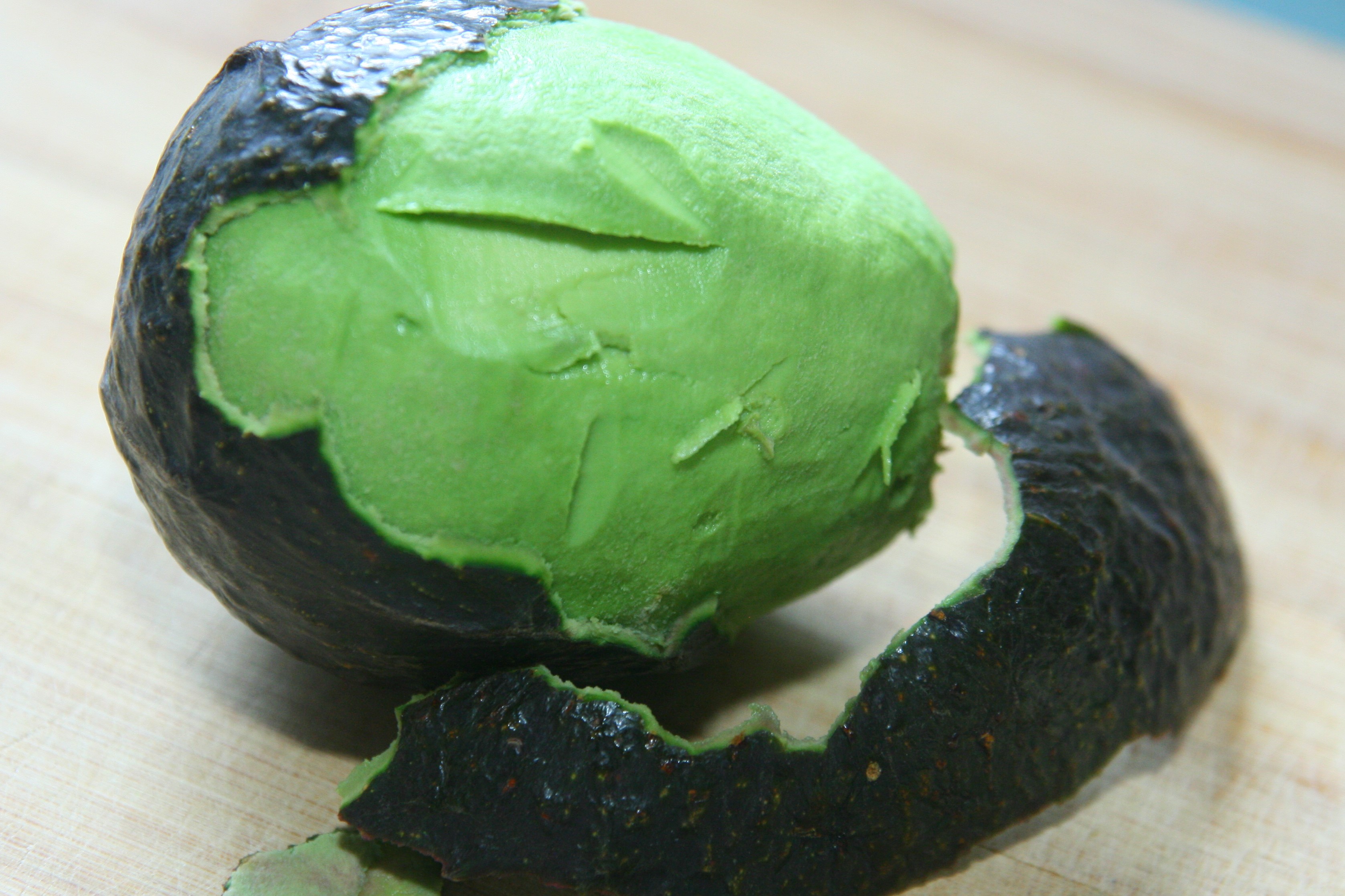 Avocado puree with yoghurt – Guacamole-style dip and spread – Julie ...