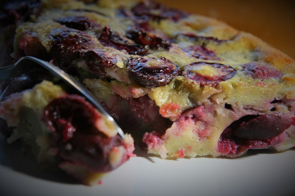 Coconut Cherry Clafoutis – Julie.Nutrition Simple & Tasty
