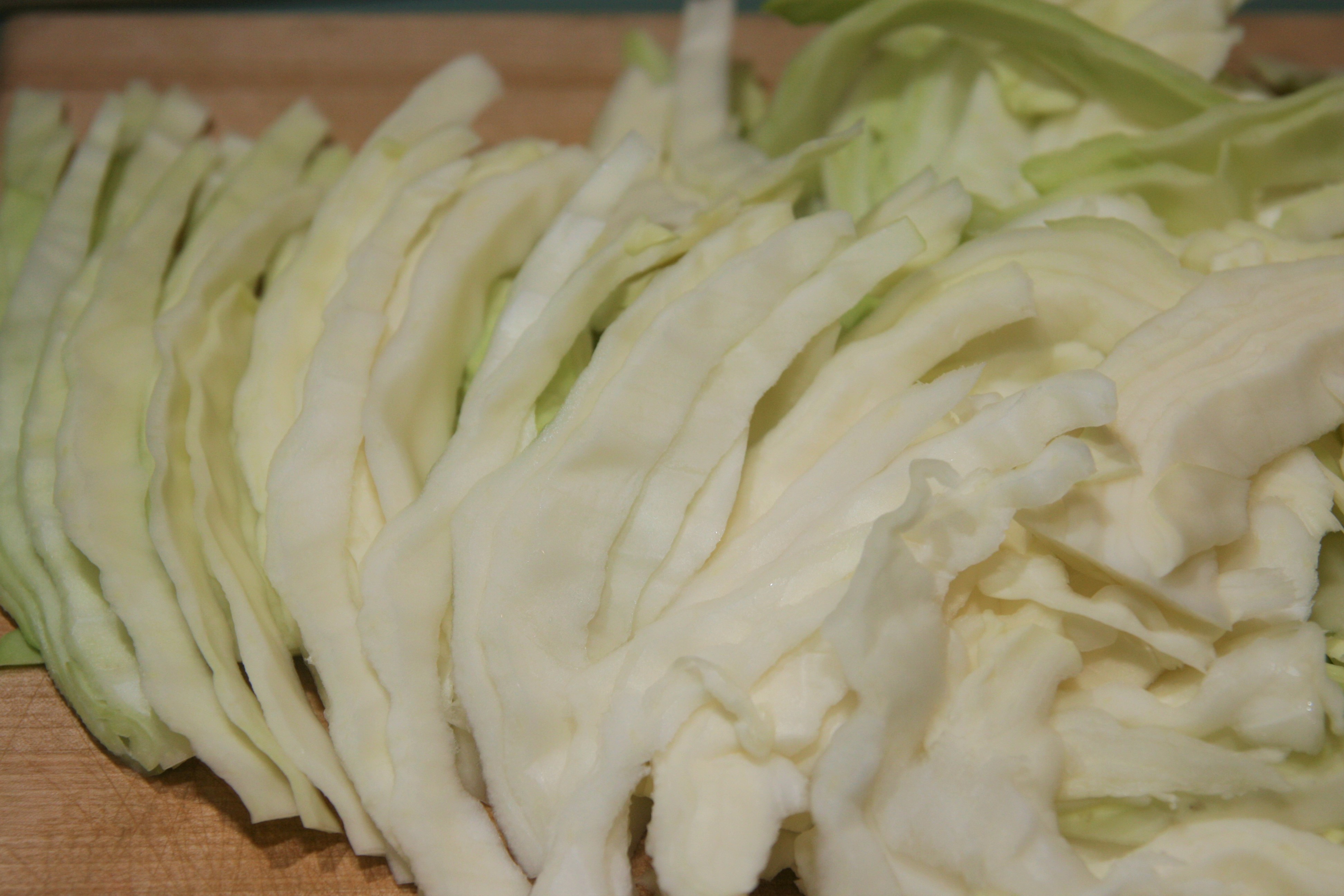 Feuilleté au chou et œufs durs – Julie.Nutrition Simple & Tasty